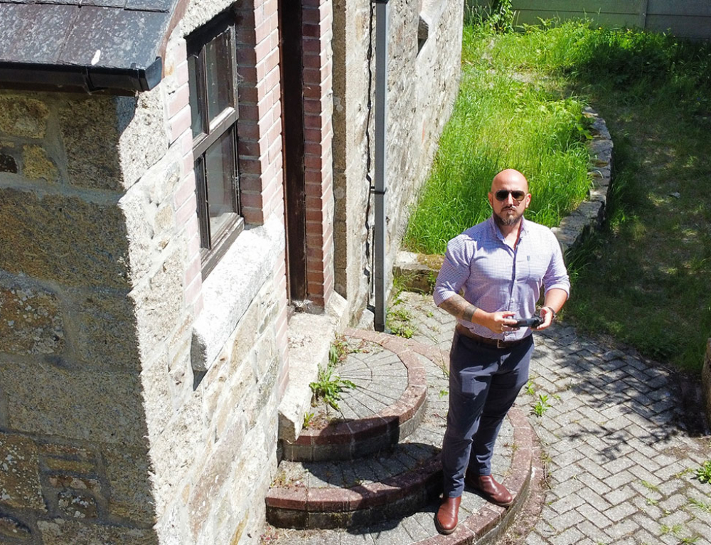 Planning Permission for Curtilage Buildings of Listed Properties: A ...